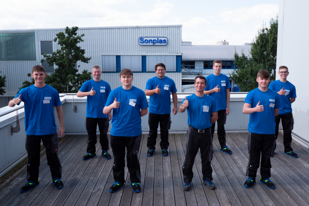 Apprenticeship start at Sonplas - Sonplas