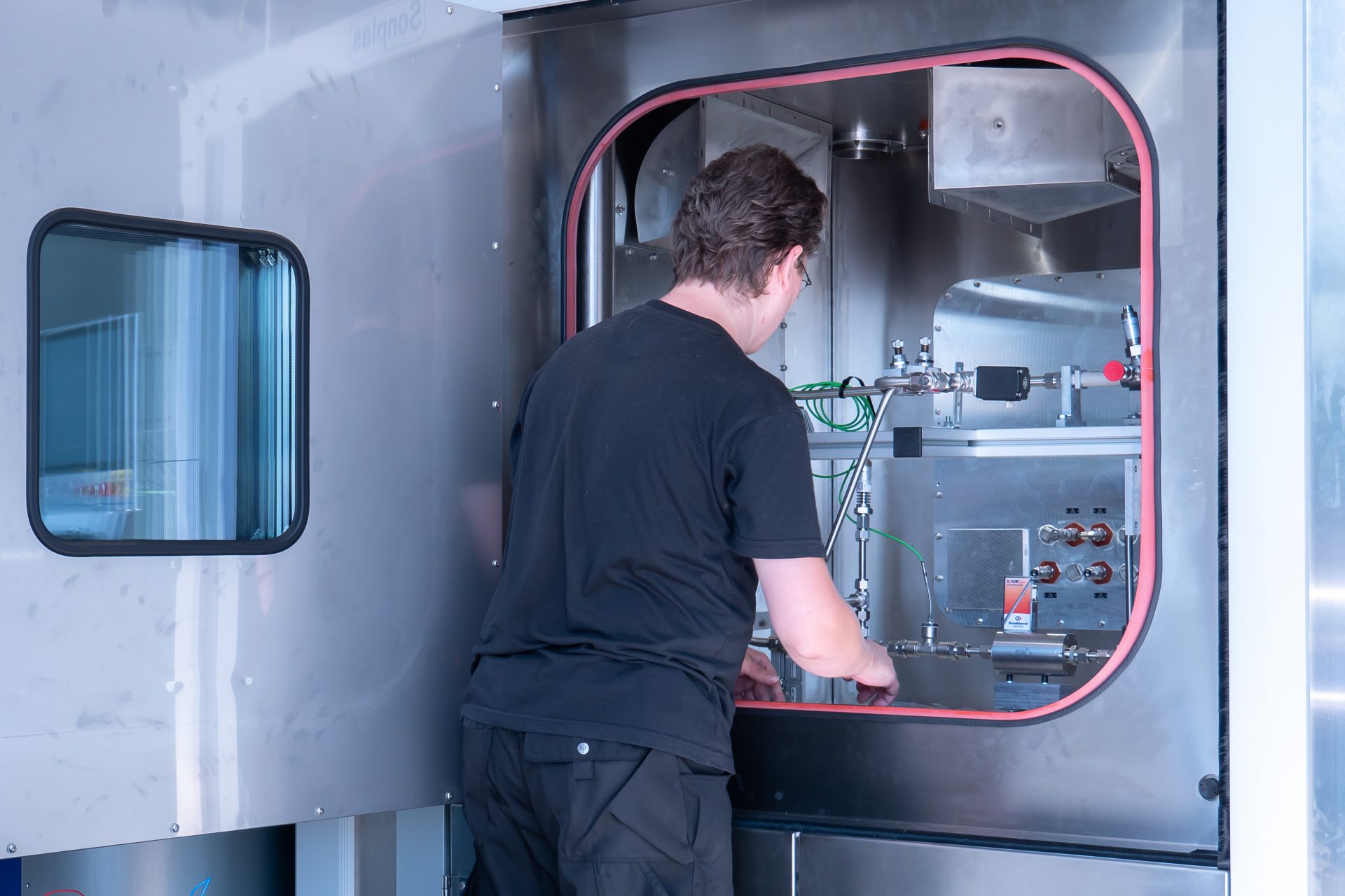 Hydrogen - Functional and service life testing of hydrogen-carrying ...